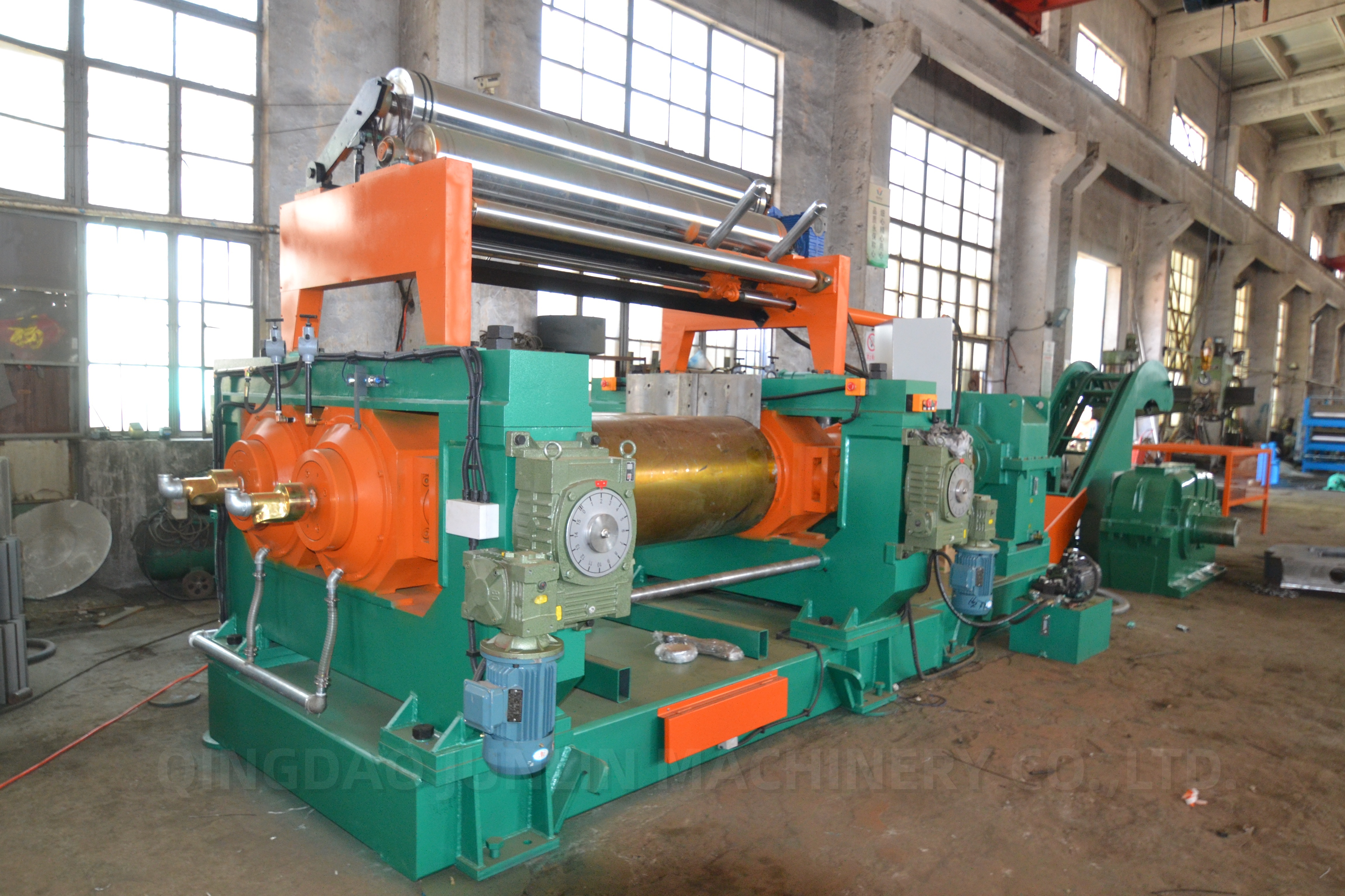XK-550 Two Chilled Iron Roll Open Mill Rubber Mixing Machine For Rubber ...